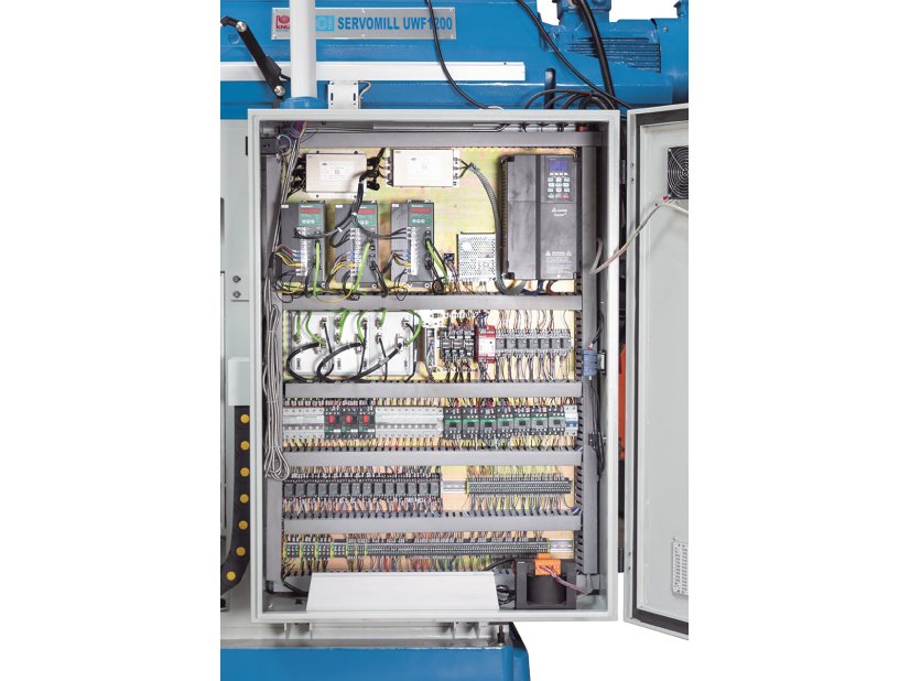 Servomill® UWF 1200 - Fraiseuses verticales conventionnelles | KNUTH ...