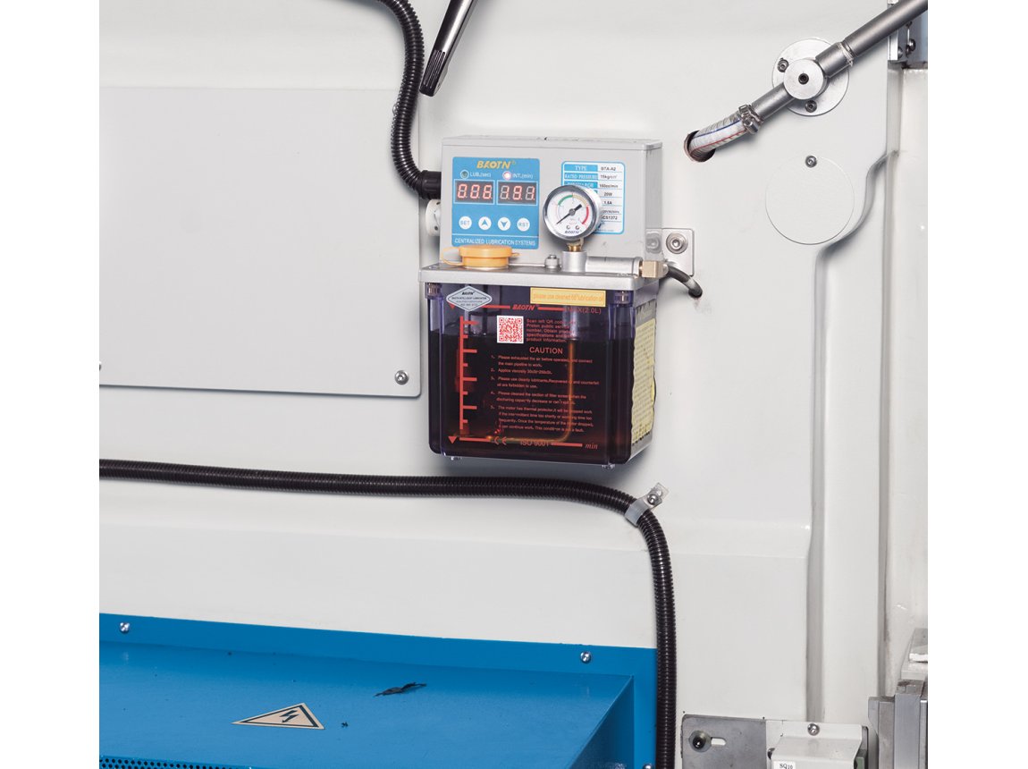 Servomill® UWF 900 - Servo Milling Machine | KNUTH Machine Tools